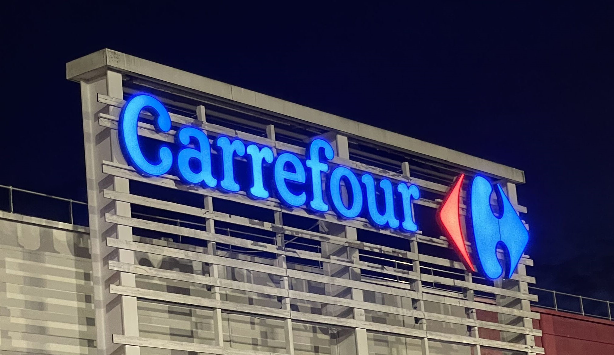 Carrefour Lons Le Saunier - Supermarché, hypermarché, 76 Rue Des ...